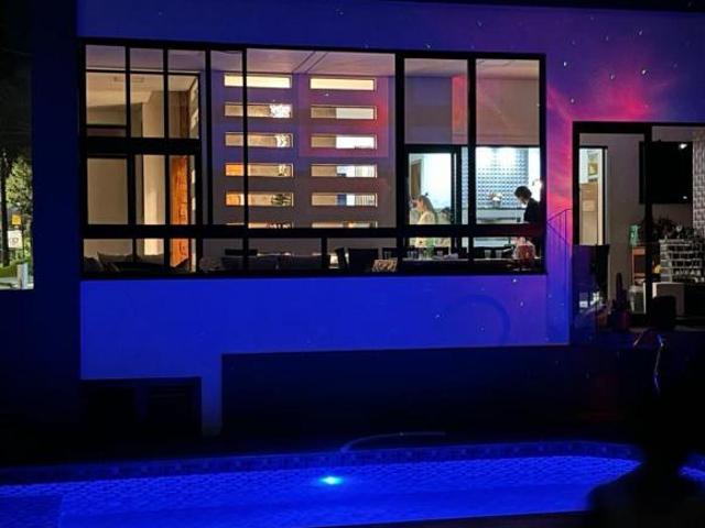 CASA NOBRE À BEIRA DA REPRESA | CONDOMÍNIO PALMYRA – RIBEIRÃO PIRES