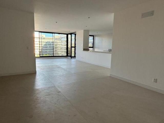 CASA NOR | 201m² | 4 SUÍTES | VISTA LIVRE