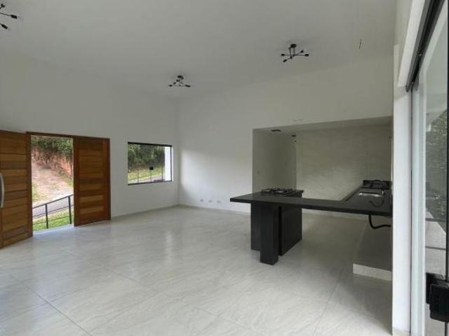 Casa Nova 3 dormitórios no Fazenda da ilha