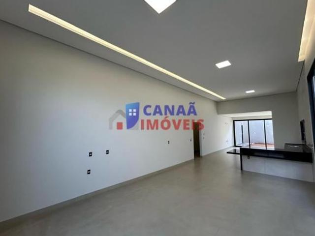 Casa nova 3 quartos 1 suíte bairro Novo Mundo