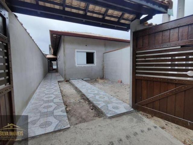 Casa Nova 02 dormitórios a Venda Lado Praia bairro Residencial de Itanhaém