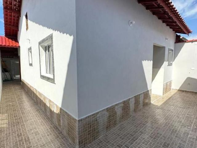 Casa Nova 02 Dormitórios Praia de Mongaguá