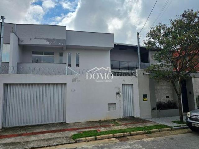 CASA NOVA 03 QUARTOS COM SUÍTE