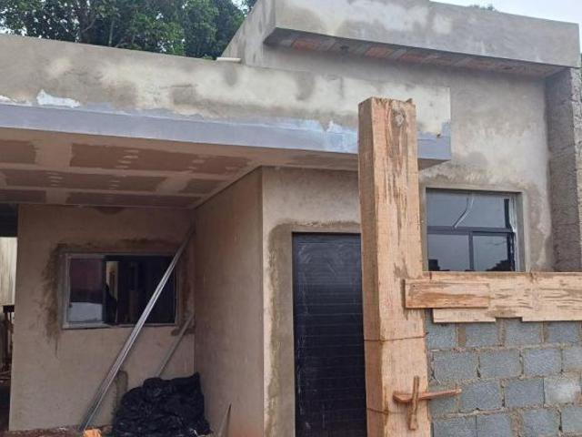 CASA NOVA COM ACABAMENTO DE PRIMEIRA LINHA CENTRO DE SÃO LOURENÇO DA SERRA