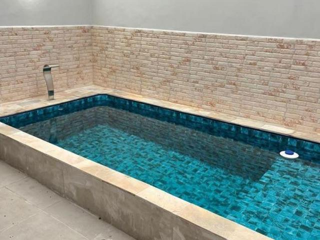 CASA NOVA COM FINO ACABAMENTO EM MONGAGUÁ!