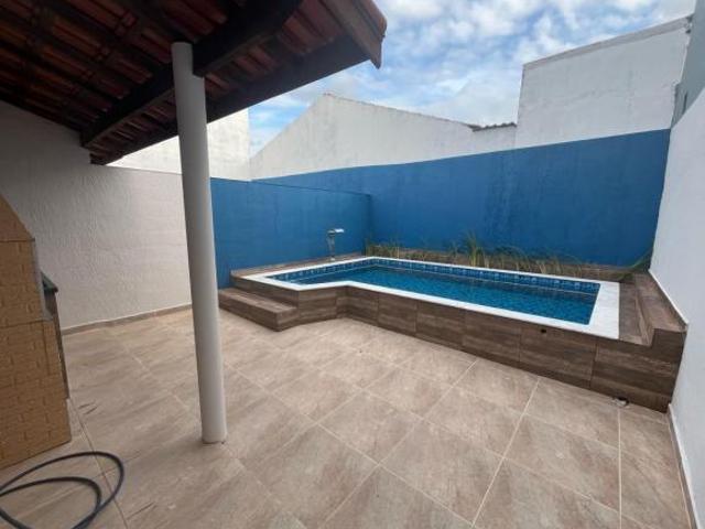 Casa nova com piscina com 2 dormitórios aceita financiamento bancário