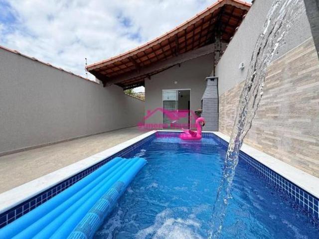 CASA NOVA COM PISCINA Á VENDA NA PRAIA DE MONGAGUÁ