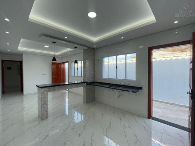 CASA NOVA COM PISCINA EM MONGAGUÁ !