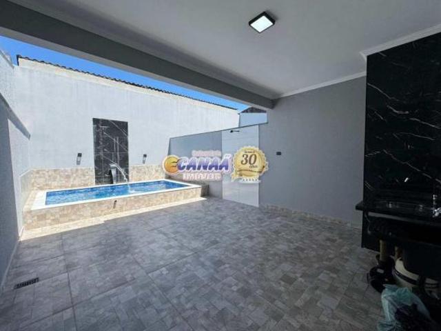 Casa nova com piscina em Mongaguá/SP