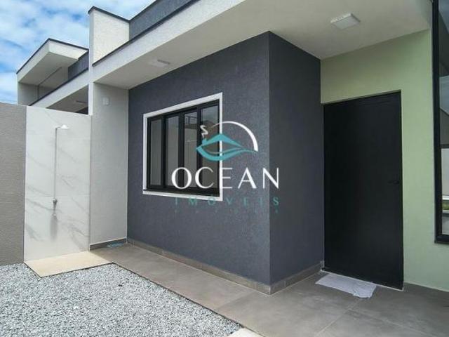 Casa nova com Piscina em Matinhos