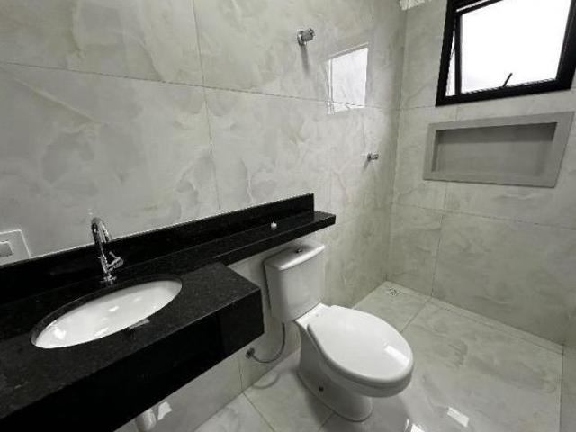 Casa nova com Piscina Lado Praia