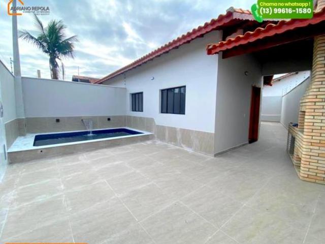Casa nova com piscina Lado praia
