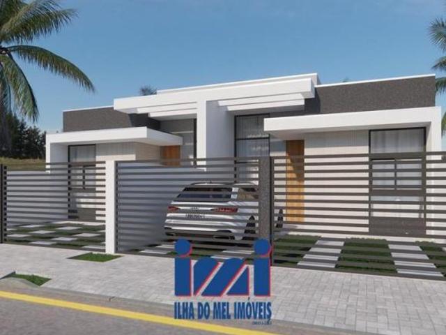 Casa nova com piscina no Balneário Betaras