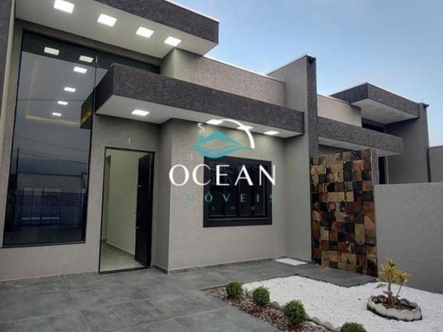 Casa nova com piscina proximo ao mar