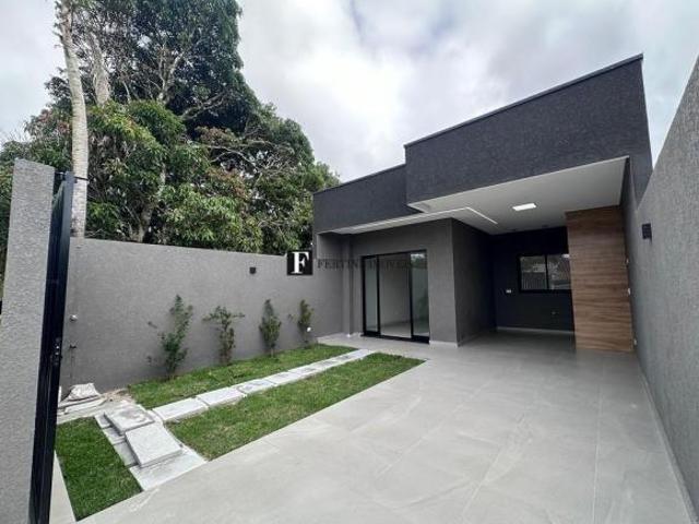 Casa nova com 03 quartos em Pontal do Paraná