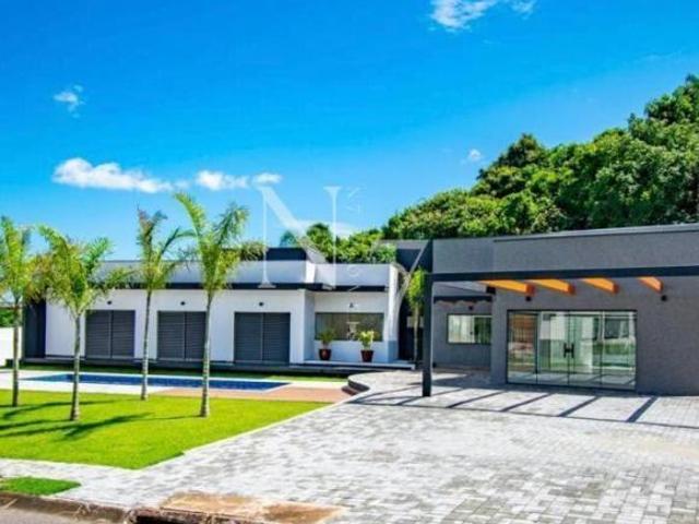 Casa Nova com 03 Suítes, Piscina e Gourmet em Condomínio Fechado