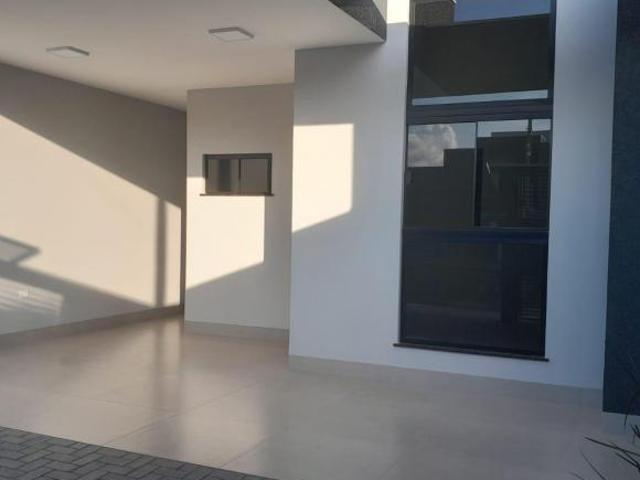 ? CASA NOVA COM 1 SUÍTE + 2 QUARTOS NO JARDIM HAMADA EM MARIALVA