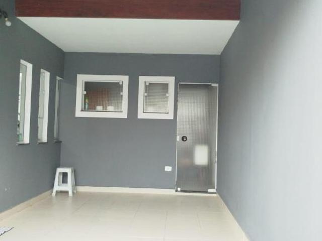 Casa nova com 200 m² e 03 quartos à venda no Centro, bem localizado
