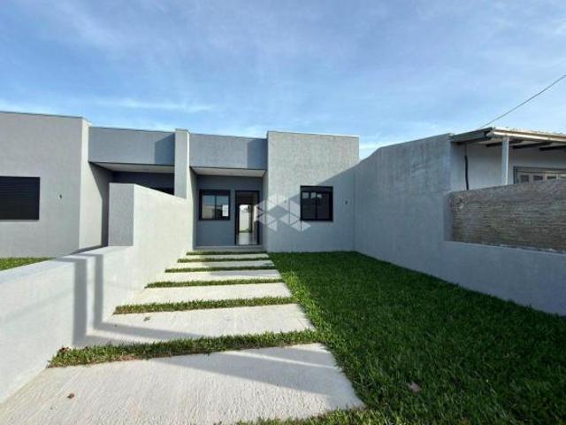 Casa Nova com 2 Dormitórios e Suíte em Capão Novo Capão da Canoa/RS