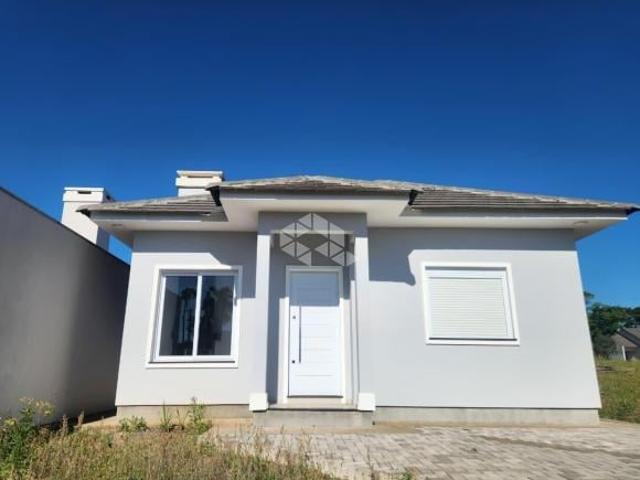 Casa nova com 2 dormitórios em Linha Santa Cruz!