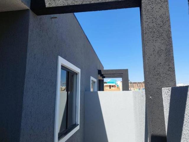 Casa Nova com 2 Quartos na Fazenda Rio Grande R$295mil