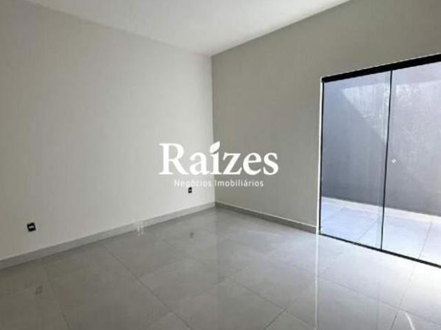CASA NOVA COM 3/4 SENDO 1 SUÍTE NO JARDIM HOLANDA
