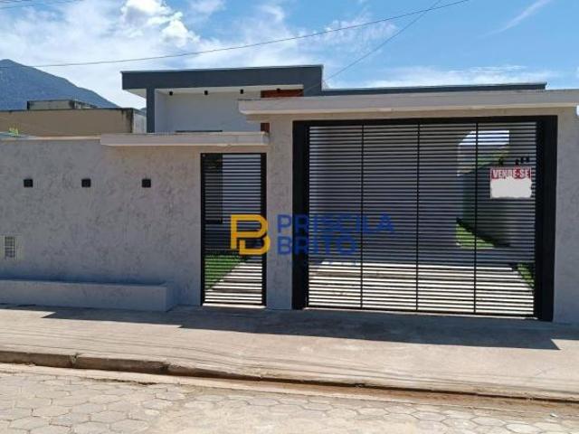 Casa nova, com 3 dormitórios 1 suíte, churrasqueira e espaço para piscina, à venda por R$750.000,0