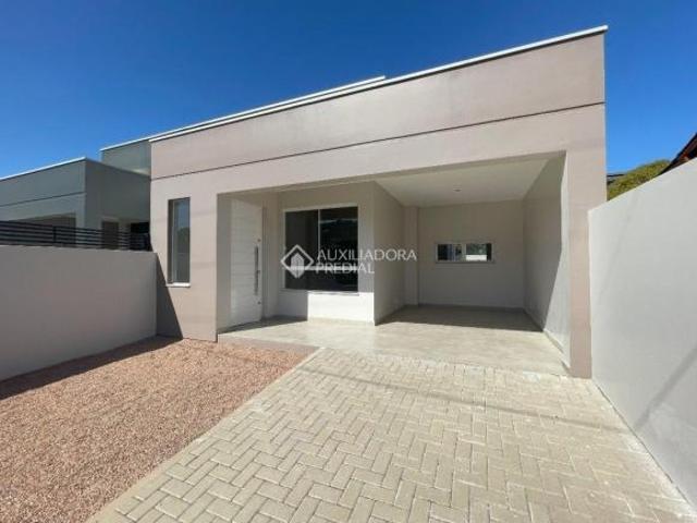 Casa nova com 3 dormitórios com suíte na Scharlau