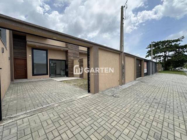Casa nova com 3 dormitórios no Balneário Riviera