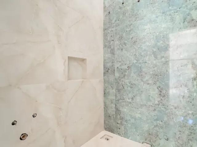 Casa nova com 3 suítes, 2 vagas, no bairro Vila Ipiranga