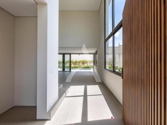 Casa nova com 4 Suítes no Artesano Galleria Campinas SP