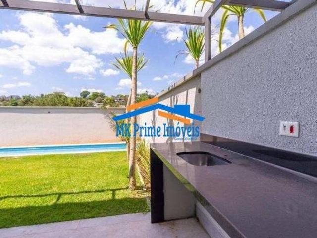 Casa Nova com 4 suítes, 424,76 a/c, 4 vagas, Jardim Cordeiro!