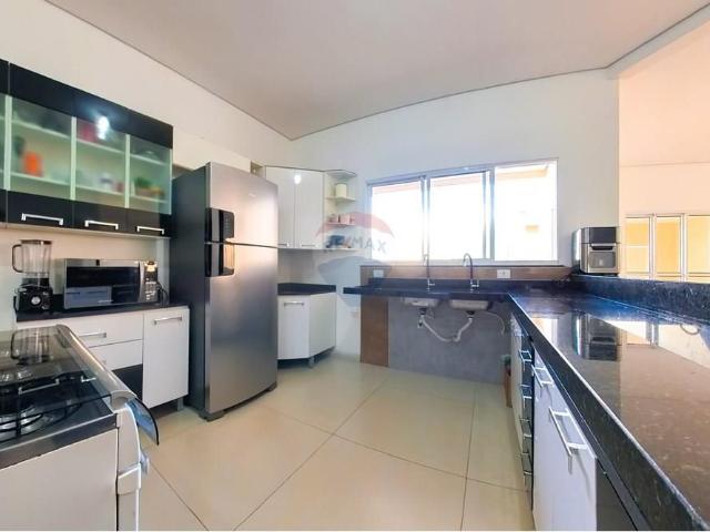 Casa nova com 4 quartos sendo 2 suítes, com 220m² de construção no Jardim Alto da Represa em Araras