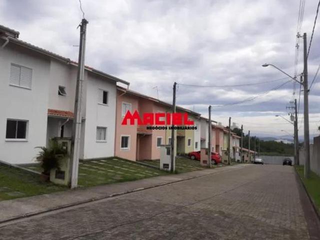Casa Nova Condomínio já com toda infra estrutura pronta Monte Castelo