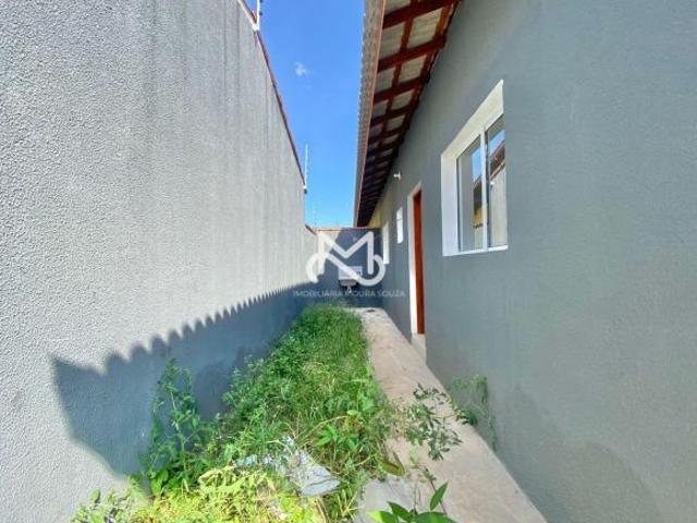 Casa nova a 300m da praia à venda no Jardim Indaiá em Bertioga