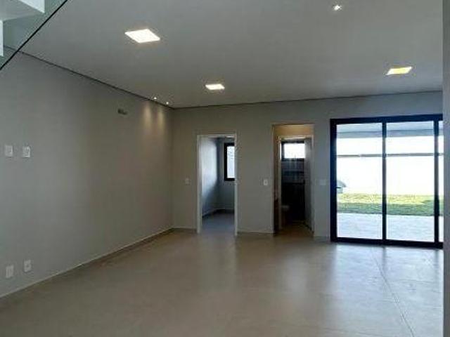 CASA NOVA A VENDA – 03 DORMITORIOS – CONDOMINIO RESIDENCIAL DOS IPES – JUNDIAI/SP REF: 24008