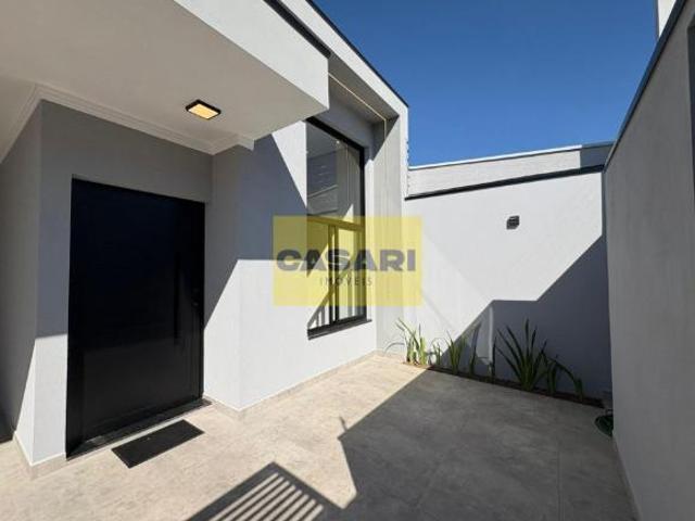 Casa Nova à Venda | 3 Dormitórios 1 Suíte | Piscina com Cascata | Área Gourmet Completa Azaléia