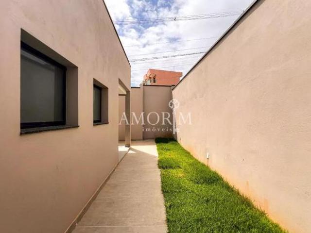 Casa nova a venda 3 quartos com suíte 4 vagas cobertas Portal dos Ipês Cajamar