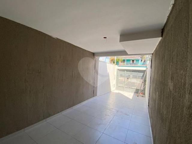 Casa nova à venda com 3 dormitórios, 140 metros na Casa Verde