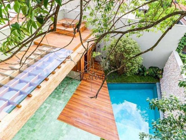 Casa Nova á venda com 3 dormitórios sendo 3 suítes em Jardim Paulista São Paulo SP