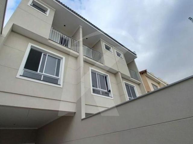 Casa Nova á Venda com 3 quartos, sendo 1 suíte e 2 vagas. Aceita Permuta
