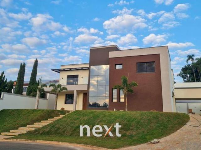 CASA NOVA À VENDA COM 04 SUÍTES NO CONDOMÍNIO QUERÊNCIA EM VALINHOS/SP