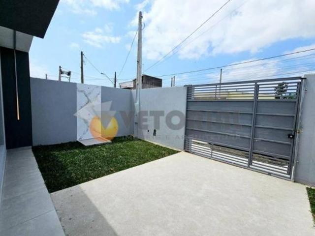 Casa nova à venda com 2 dormitórios no Golfinhos em Caraguatatuba SP