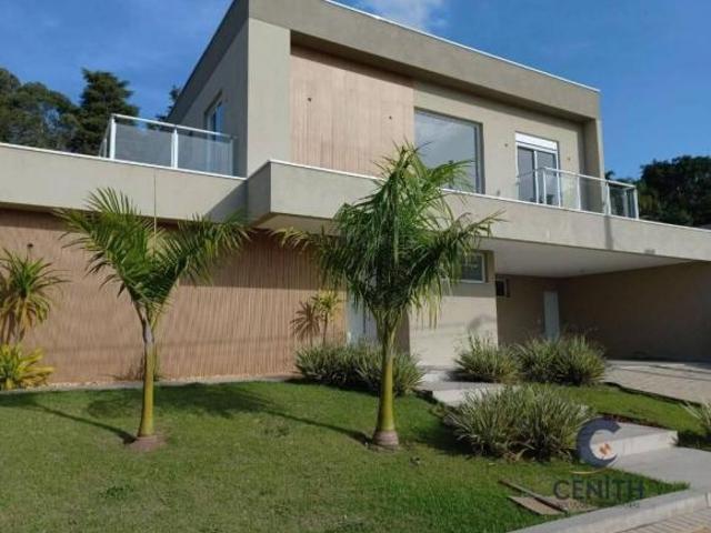 Casa Nova à venda com 356m2 e 04 Suítes Condomínio São Paulo 2 Cotia