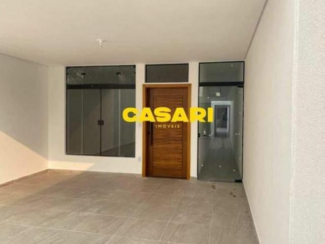 Casa Nova à Venda com 4 Suítes e 5 Vagas | 235 m² | Bairro Paraíso Santo André/SP