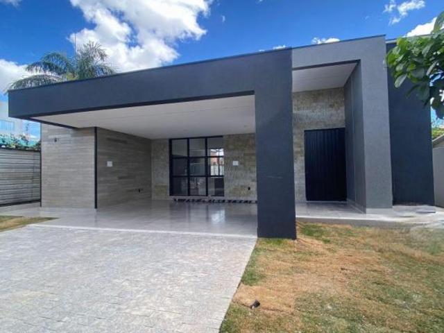 CASA NOVA À VENDA COM ARMARIOS | MODERNA E SOFISTICADA