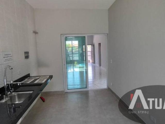 Casa nova á venda em Atibaia com 3 dormitórios, oportunidade!