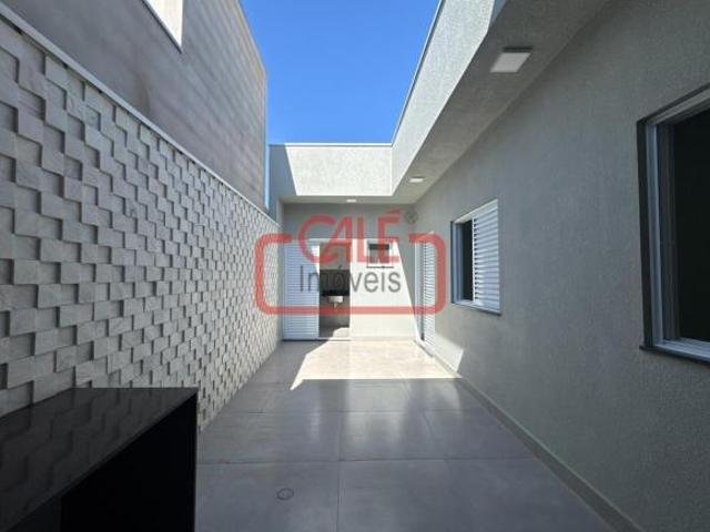Casa Nova à Venda em Indaiatuba no Jd. Bom Sucesso | 3 Dorms 1 Suíte e Área Gourmet