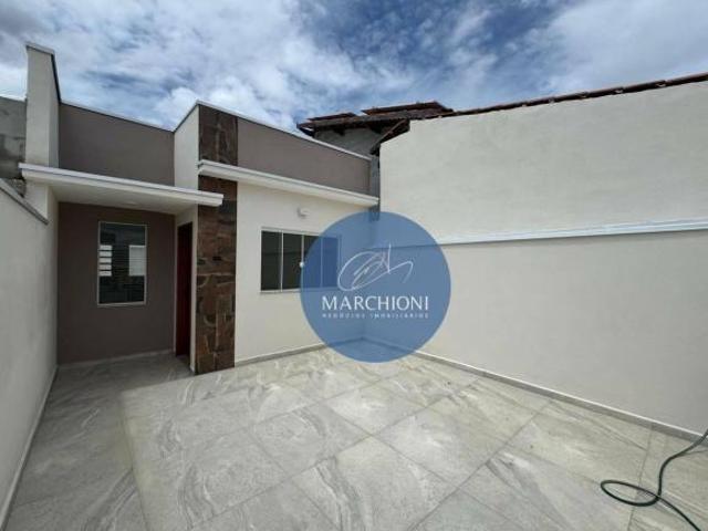Casa nova a venda em Pinhalzinho!