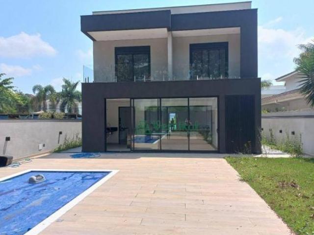 Casa nova a venda na Granja Viana Cond. São Paulo II